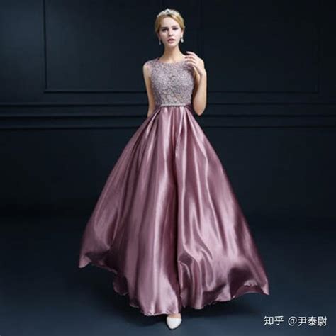参加一个比较正式的晚宴要如何搭配服装 知乎