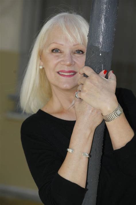 Judith Gabbani Su Costado Emprendedor El Regreso Al Teatro Luego De