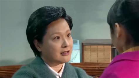 距离：婆婆给孙女穿衣，谁知道孙女却说出爸妈秘密，立马变了脸色腾讯新闻