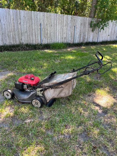 Honda ~ Quadra Cut System ~ Push Mower ~ Read Details