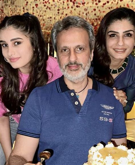 Raveena Tandon Celebrates 48th Birthday Over A Dinner Date With