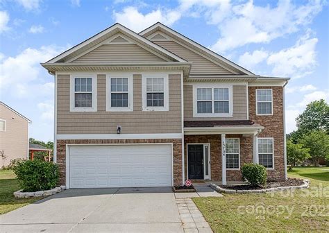 13704 Stringfellow Ln Charlotte Nc 28278 Zillow