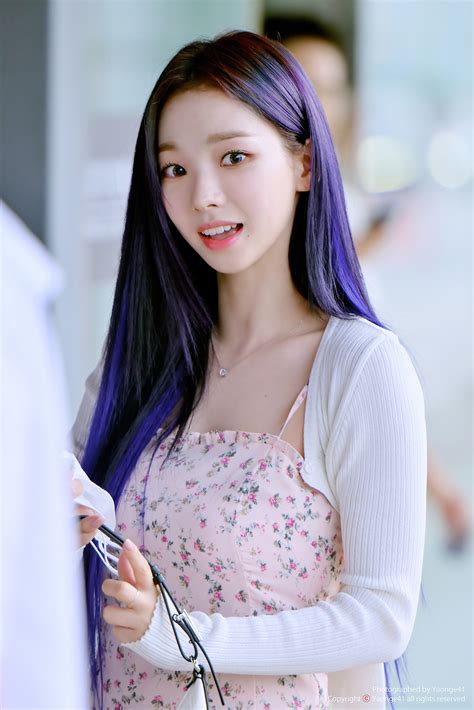 에스파 카리나 꽃무늬 원피스 걸그룹 연예인 짤티비 Jjtv Kr