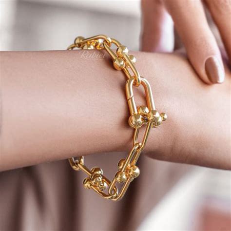 بهترین و جدیدترین مدل طلا مدل دستبند و گوشواره طلا دخترانه