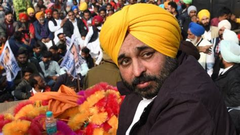 Punjab Cm Bhagwant Mann Throws Open 25000 Government Jobs In First