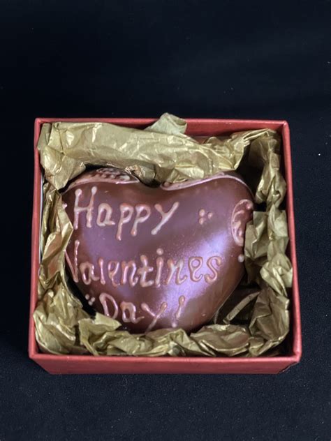 Шоколадово сърце в кутия с капак “happy Valentines Day” Shoko Lady
