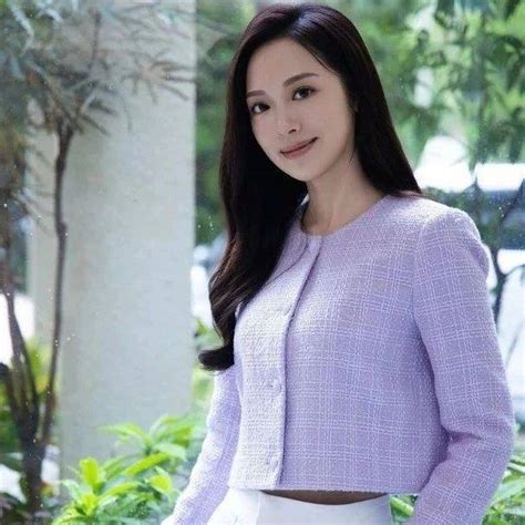 冯盈盈分享读书心得 身心健康更重要crystal毕业致词