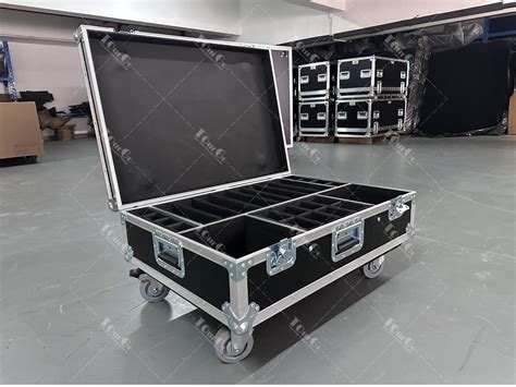 Transport Flight Case For 8 X Aviom Personal Monitoring System Set