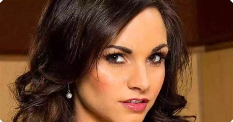 Ashley Sinclair Wiki Age Boyfriend Height Career Photos More Wikiindetail