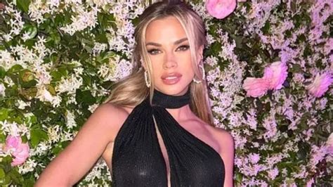 Meet Johnny Depps 28 Year Old Model Girlfriend Yulia Vlasova The Us Sun