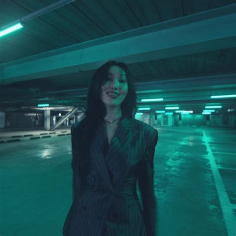 HWASA LEMON OFFICIAL LIVE Hwasa Mamamoo Girl