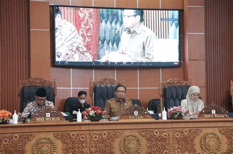 Rapat Paripurna DPRD Depok Sidang Pertama Tahun Dengarkan Hasil Reses Setiap Fraksi