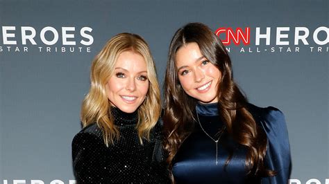 Kelly Ripas Rarely Seen Daughter Lola Consuelos 21 Poses In Sexy Backless Top As She Teases