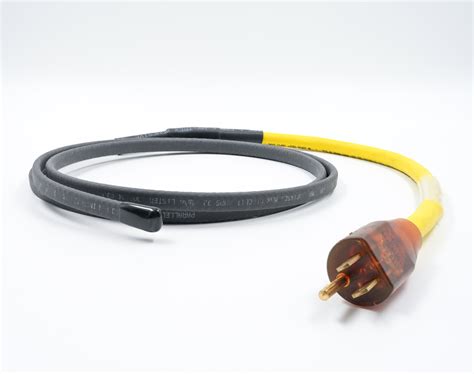 Self Regulating Heat Trace Assembly
