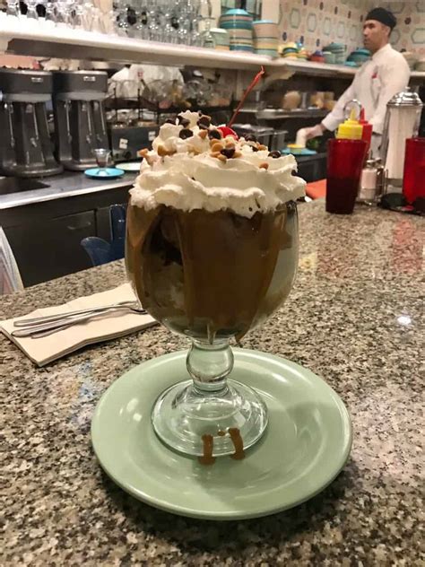 The Best Cold Desserts In Walt Disney World Darbys Diamonds