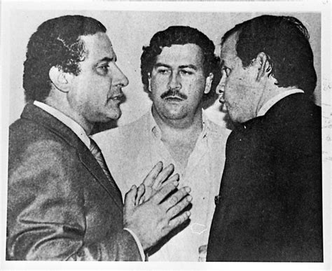Pablo Escobar Y Un Bar ‘en Su Honor En Inglaterra Colombianos