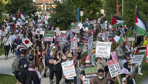 Dnc Protests Have Been Mostly Peaceful Lets Hope It Stays That Way