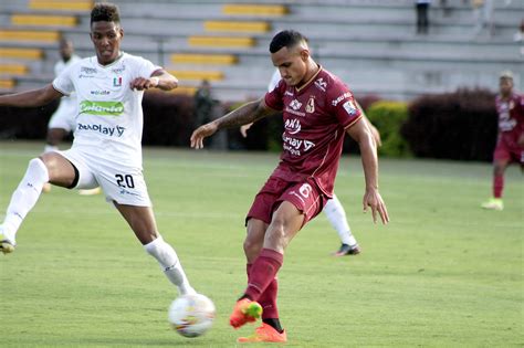 Síntesis Tolima 1 Caldas 0 Fin A La Racha Capsulas De Carreño