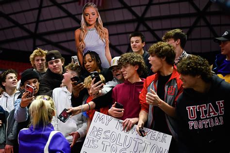 Olivia Dunne Cant Attend Lsu Classes Anymore For ‘safety Reasons