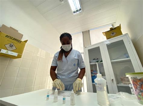 Capital baiana registra cerca de mil novos casos de HIV por ano ISAC Instituto Saúde e