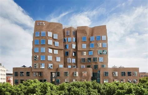 About Silc 上海大学悉尼工商学院英文网站