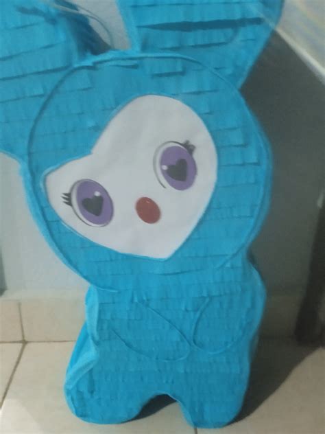 Piñata Twice En 2025 Pancartas De Feliz Cumpleaños Cosas Para