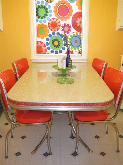 Melissa DIY Refinishes And Reupholsters Her S Dinette And Cosco High Chair Fabulous