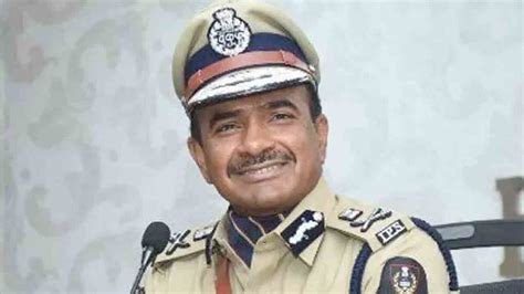 Cv Anand సహనం కోల్పోయా క్షమించండి సీవీ ఆనంద్‌ పోస్ట్‌ Namasthe Telangana