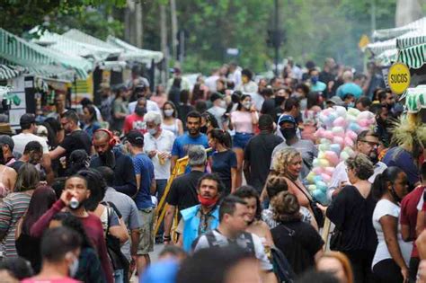 Clientes Lotam Corredores Da Feira Hippie De BH Em Plena Pandemia Gerais Estado De Minas