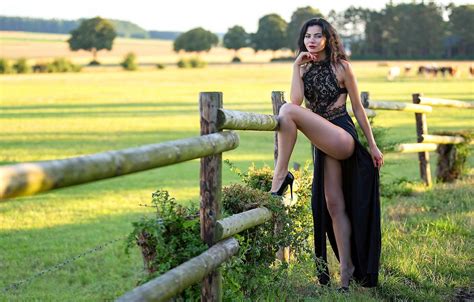 Wallpaper Model Heels Pose Guenter Stoehr Beautiful Legs In The Fields Woman Outside