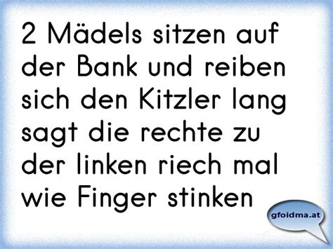 2 Mädels Sitzen Auf Der Bank Und Reiben Sich Den Kitzler Lang Sagt Die