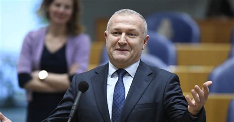 Kamer Verwerpt Nsc Motie Om Begin Onderhandelingen Eu Toetreding Bosnië