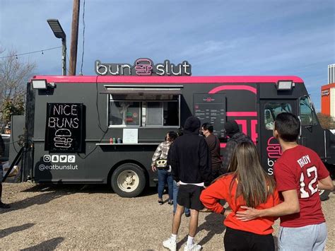 How Successful Food Trucks Choose The Best Locations