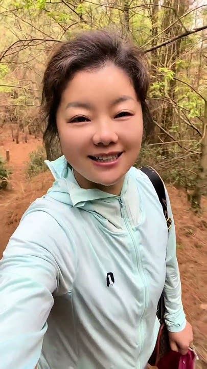 唉～来早了，白跑一趟，闲了几个月没上山，爬不动了🙈木姜子大山里的味道 Youtube