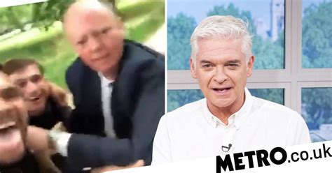 Phillip Schofield Condemns Stupid Chris Whitty Attackers Metro News
