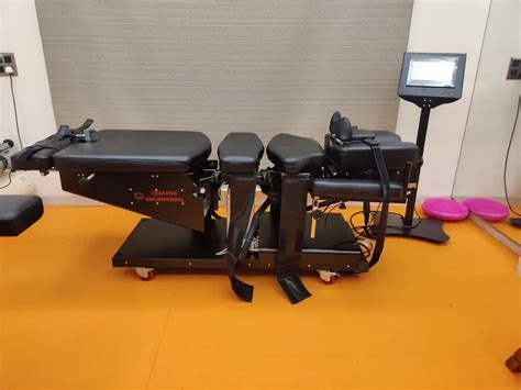 Back Decompression Table For Hospital 1 At Rs 500000 In Surat Id