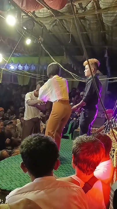 အစတုန်းကမြှောက်ပင့်ပေးတယ်🏳️‍🌈 Duet Music Covermusic Kpop