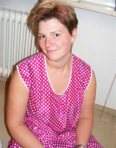 Pin Von Angelika Auf Kittelschürze In 2023 Kittelschürze Schürze