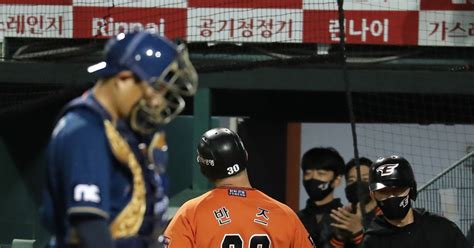 한화 Nc 우승 확정 막고 7연패 탈출택진이형 대전 헛걸음