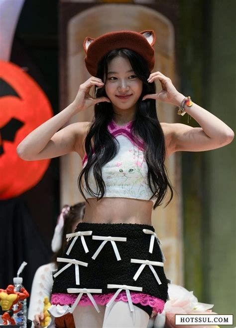 르세라핌 카즈하 하트 겨드랑이