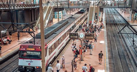 Cómo Solicitar Los Abonos Gratuitos De Renfe Cercanías Rodalies Y