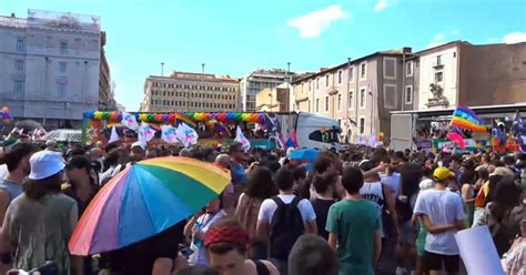 Roma Pride Migliaia Di Persone Alla Manifestazione Per I Diritti Lgbt