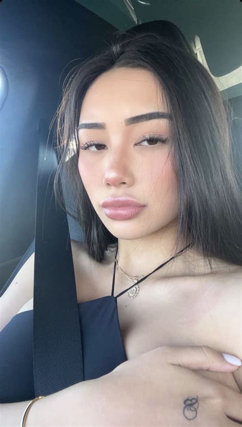 Pin By Jackie On Ellerie Marie Pretty People Beautiful Curvy Women Curvy Woman