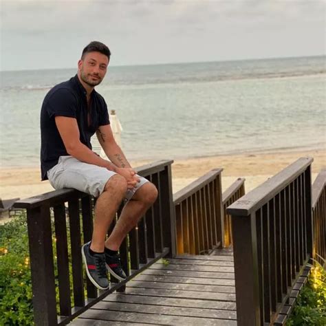 Strictly Come Dancings Giovanni Pernice Rates Himself 2000 Out Of 10