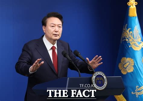 尹 아프리카와 핵심 광물 정보교류·기술협력 기반 마련 정치 기사 더팩트