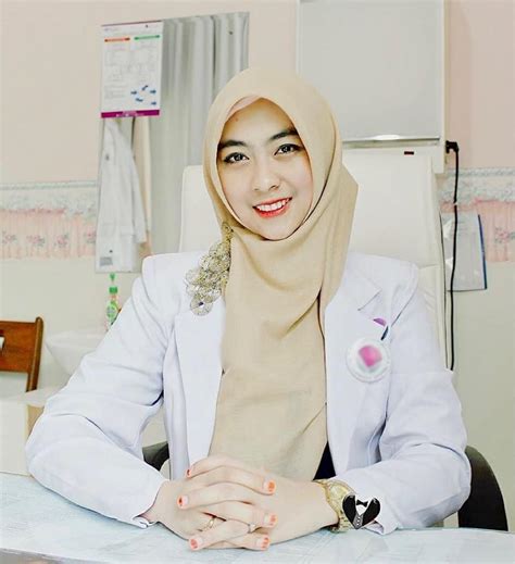 Biodata Shindy Kurnia Kakak Ria Ricis Dan Adik Oki Setiana Dewi