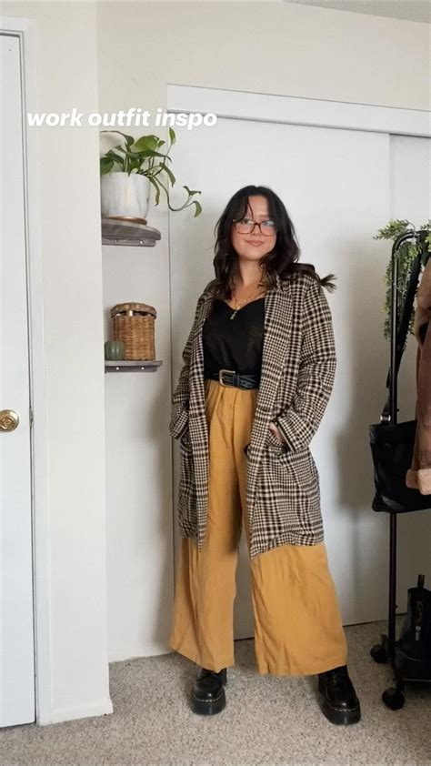 Best Clothing Choices For Curvy Figures From High Waisted Jeans To