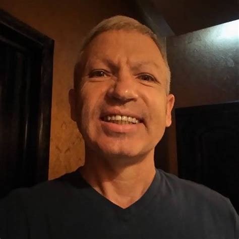 Валерий А знаете ли вы дорогие мои френды и френдессы что сегодня 70 лет Яну Левинзону