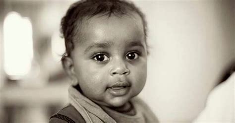 La Foto Acertijo ¿quién Es Esta Niña Que Fue Abandonada Por Sus Padres