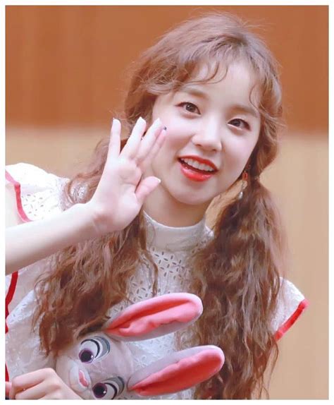 有一种 整容”叫宋雨琦不化妆，起床素颜照曝光，这颜值我跪服了